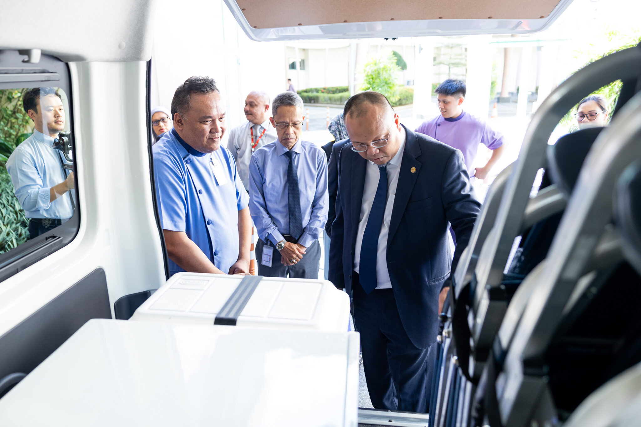 JPMC UNVEILS NEW BLOOD DONATION DRIVE VAN TO STRENGTHEN COMMUNITY ...